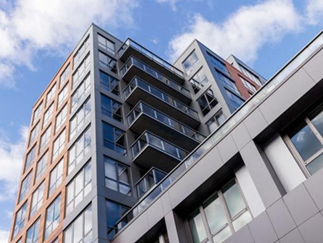 RiverHouse 9 at Port Imperial S1