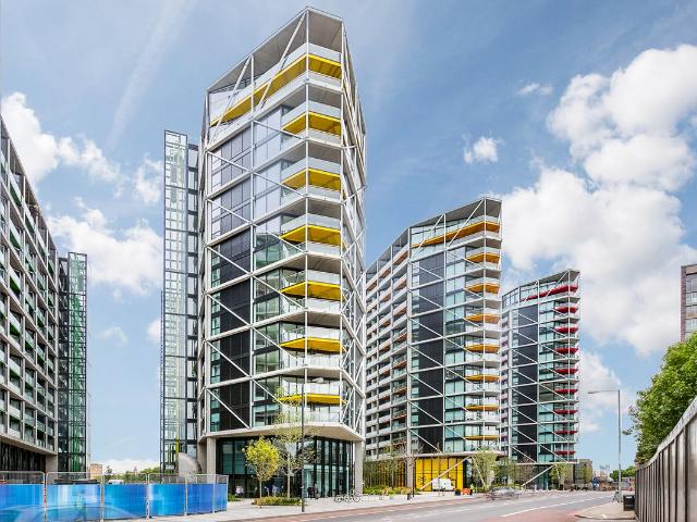 Riverlight Quay, London SW11, 3 bed flat to rent, £4,983 pcm | PrimeLocation