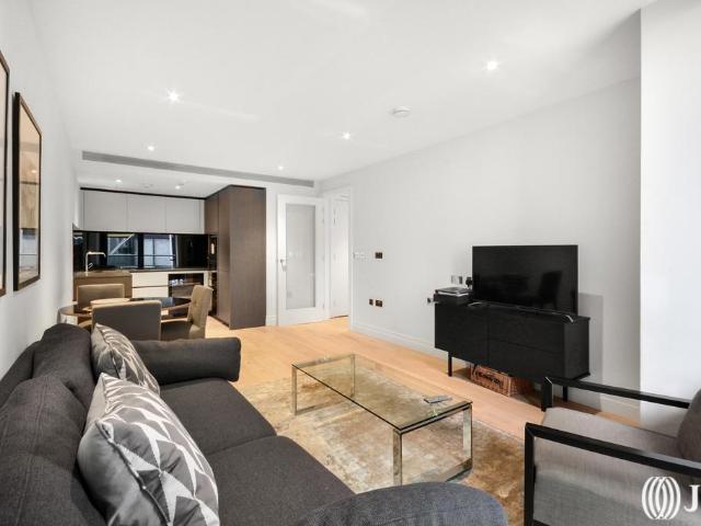 Riverlight Quay London SW11 2 bed apartment to rent £4,147 pcm £957 pw
