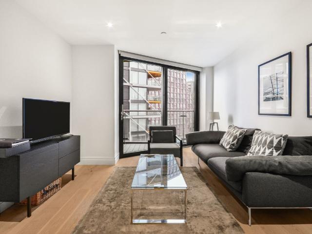 Riverlight Quay, London SW11, 2 bed flat to rent, £3,800 pcm | PrimeLocation