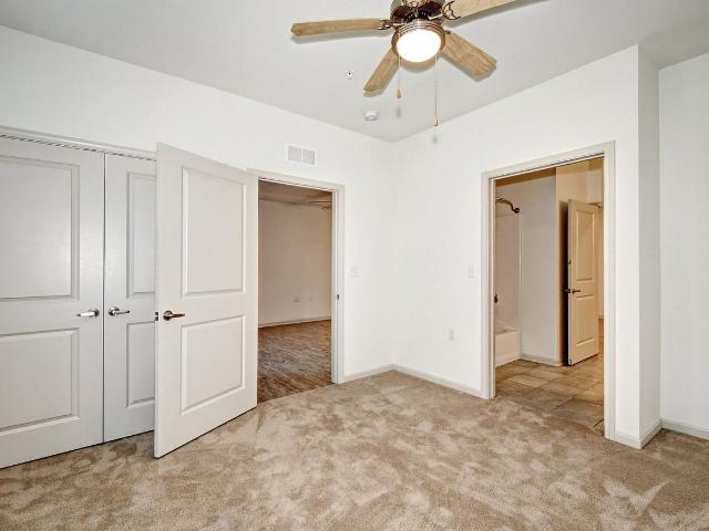 Riverport Landing Family Apartments 1 Bedroom Apartment for Rent at 3400 Cathe Dykstra Way, Louisville, KY 40216 St. Dennis