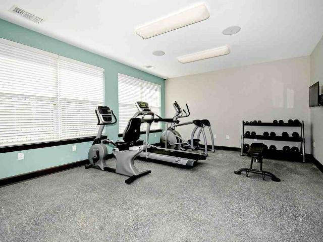 Riverport Landing Family Apartments 2 Bedroom Apartment for Rent at 3400 Cathe Dykstra Way, Louisville, KY 40216 St. Dennis