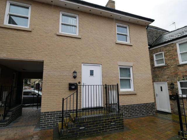 Riverport Mews, West Street, St Ives PE27, 3 bed terraced house to rent, £1,600 pcm | PrimeLocation