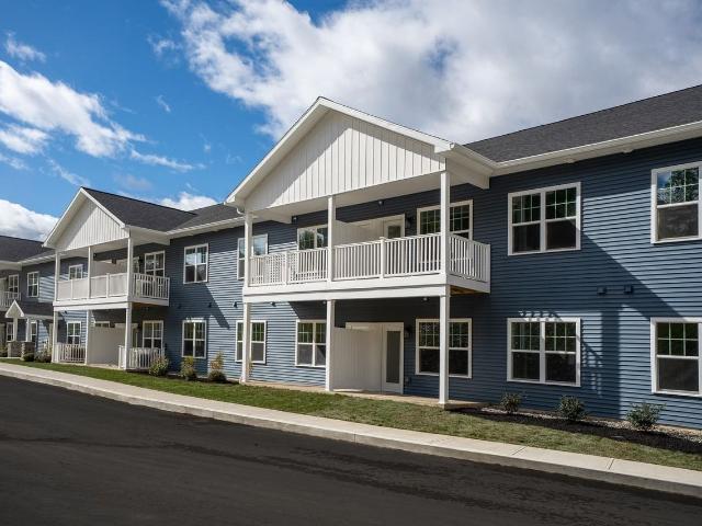 Riverstone Apartments 1 Bedroom Apartment for Rent at 6 Riverstone Dr, Troy, NY 12182