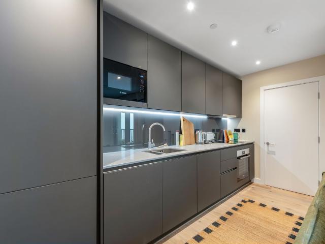 Riverstone Heights, 18 Reed Avenue, London E3, 2 bed flat to rent, £2,895 pcm | PrimeLocation