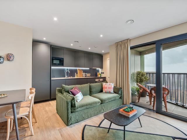 Riverstone Heights, 18 Reed Avenue, London E3, 2 bed flat to rent, £2,800 pcm | PrimeLocation
