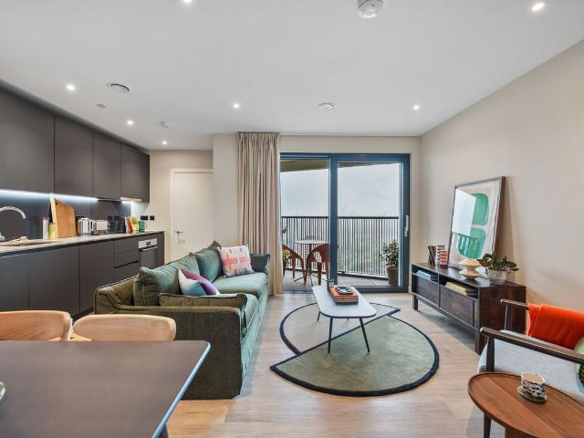 Riverstone Heights, 18 Reed Avenue, London E3, 2 bed flat to rent, £3,045 pcm | PrimeLocation