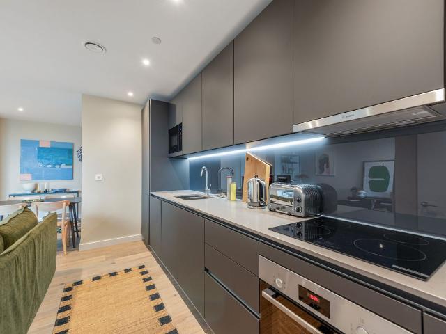 Riverstone Heights, 18 Reed Avenue, London E3, 2 bed flat to rent, £3,165 pcm | PrimeLocation