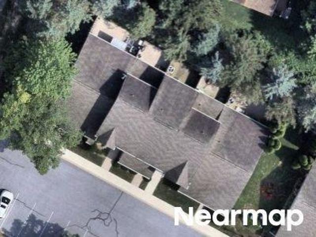 Riverstone Ln