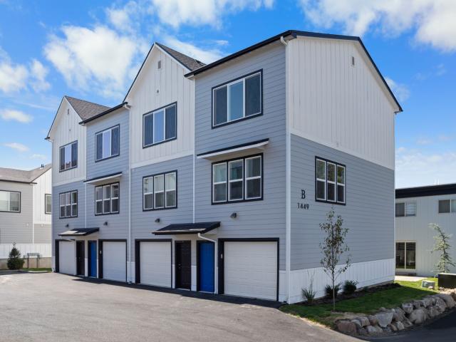Riverstone Townhomes!