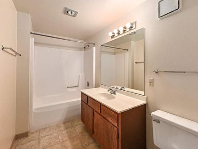 Rivers Edge Apartments Nut Pine