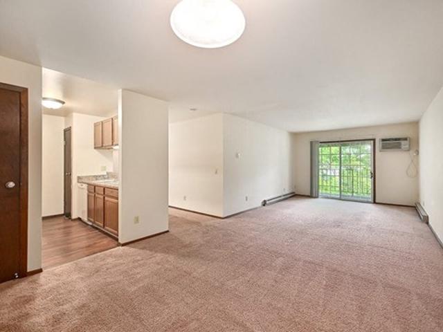 Rivers Edge Apartments Oak