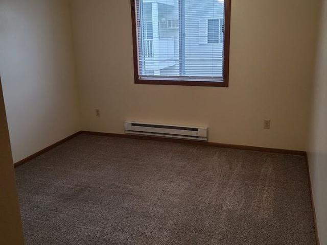 River's Edge Apartments 1 Bedroom Apartment for Rent at 403 Gillette St, La Crosse, WI 54603