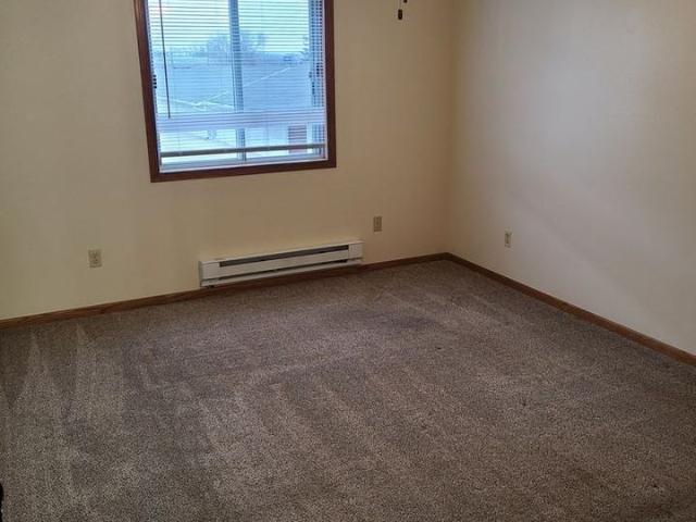 River's Edge Apartments 1 Bedroom Apartment for Rent at 403 Gillette St, La Crosse, WI 54603
