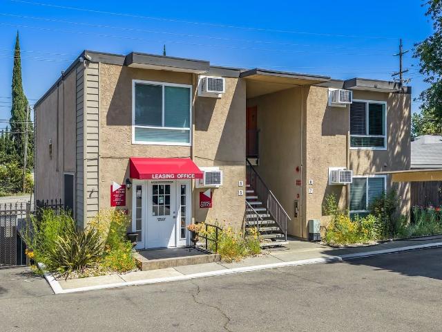 River's Edge Apartments 3 Bedroom Apartment for Rent at 8740 Fair Oaks Blvd, Carmichael, CA 95608