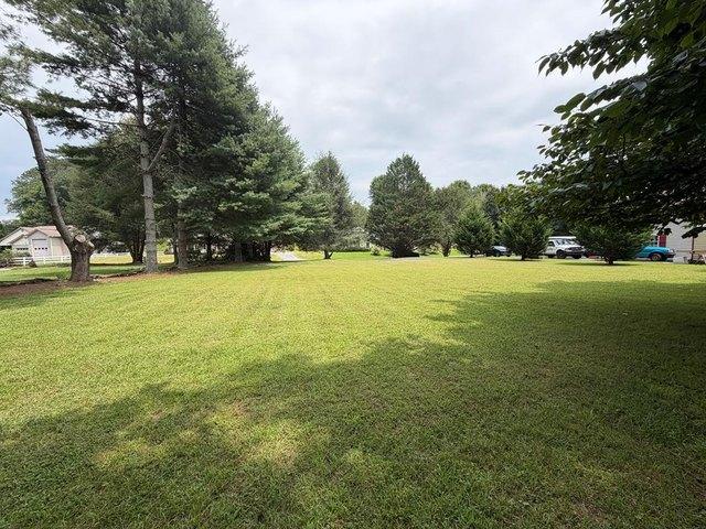 Rivers Edge Dr, Hayesville, NC 28904
