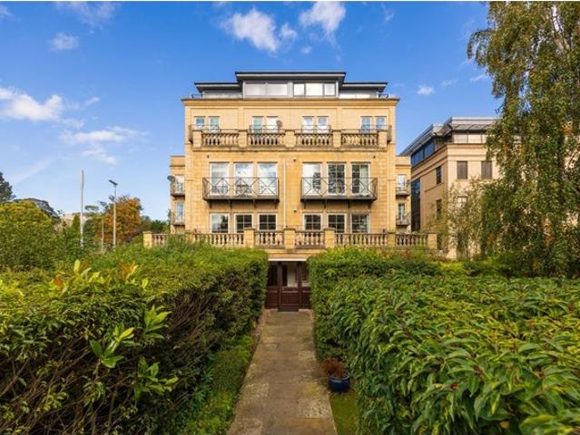 Riversdale Crescent, Murrayfield, EH12 5QT