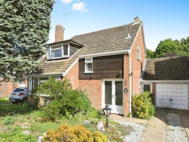 Rivershill, Watton At Stone, 3 Bedroom Detached