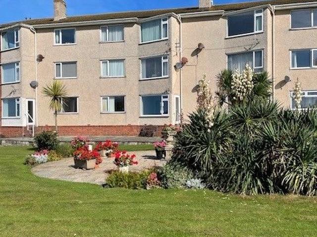 Riverside Court, Deganwy LL31, 1 bed flat to rent, £825 pcm | PrimeLocation