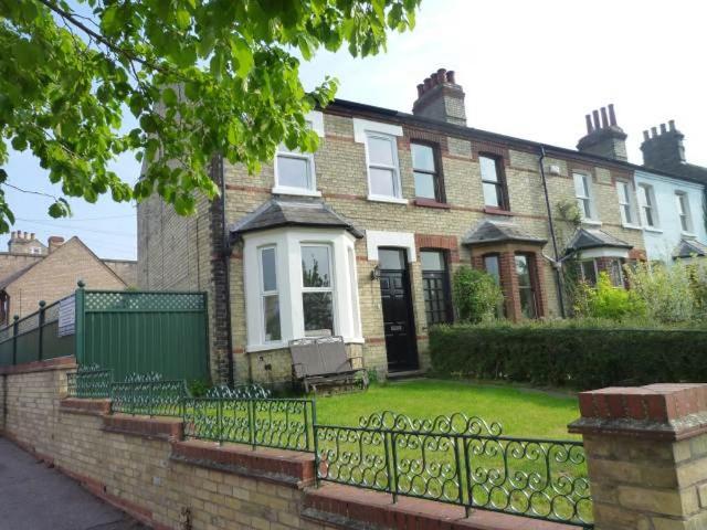 Riverside, Cambridge, CB5 2 bed terraced house to rent £1,995 pcm £460 pw