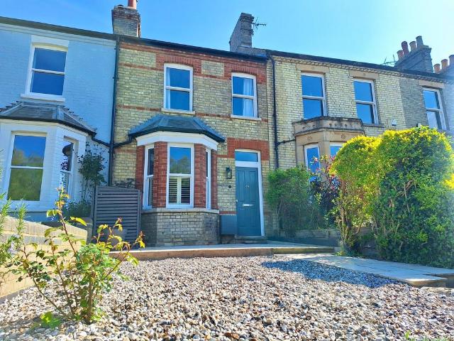 Riverside, Cambridge, CB5 2 bed terraced house to rent £2,300 pcm £531 pw