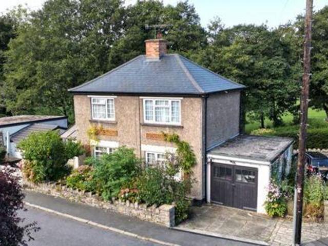 Riverside Crescent, Holymoorside, 3 Bedroom Detached