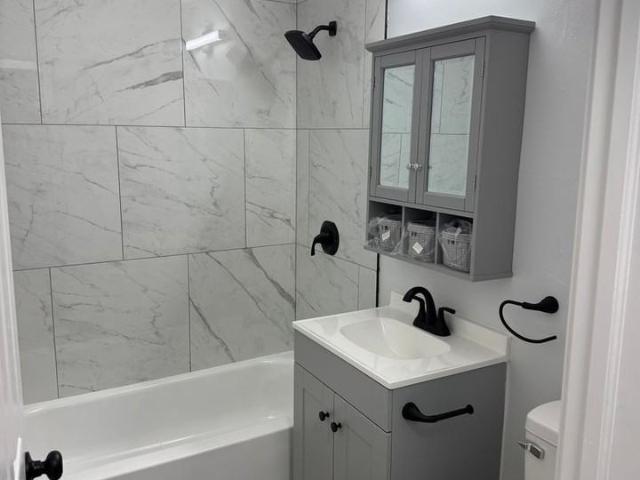 Riverside Apartments MA LLC 3 Bedroom Apartment for Rent at 3701 Trilling Ave, Rockford, IL 61103