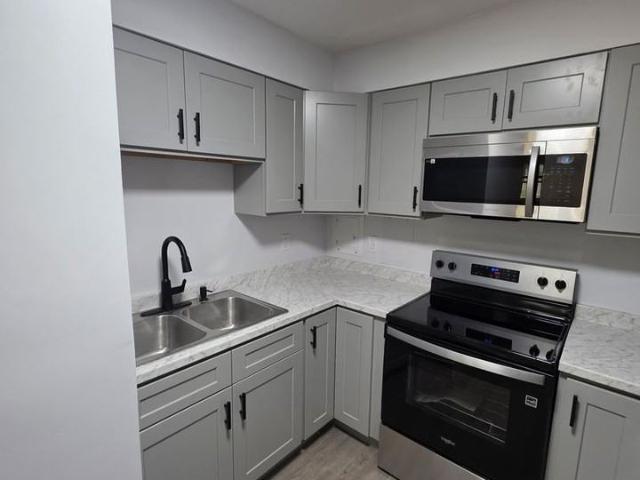 Riverside Apartments MA LLC 2 Bedroom Apartment for Rent at 3701 Trilling Ave, Rockford, IL 61103