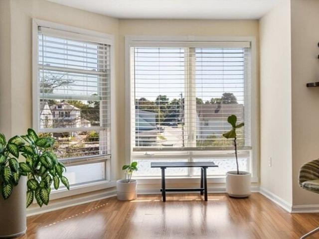 Riverside Ave Apt,medford, Condo For Sale