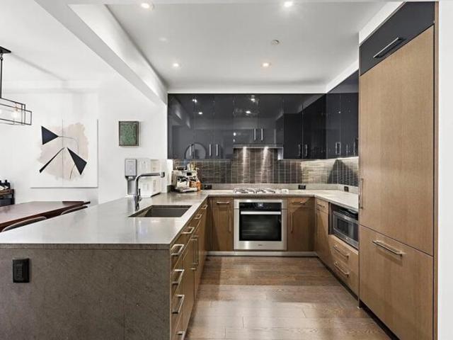 Riverside Blvd Unit De, New York, Condo For Sale