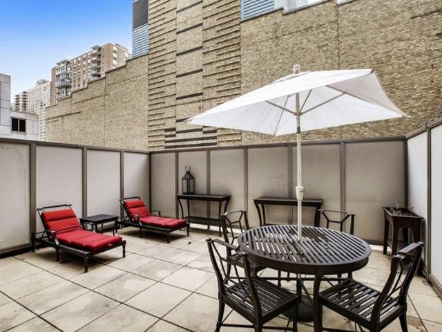 Riverside Blvd Apt P, New York, Condo For Sale