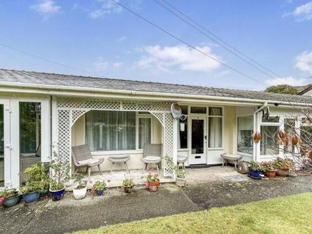 Riverside Bungalows, Llanbedr, 2 Bedroom Bungalow