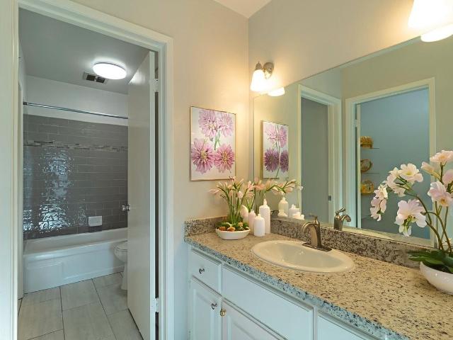 Riverside Gardens 1 Bedroom Apartment for Rent at 6001 Riverside Blvd, Sacramento, CA 95831
