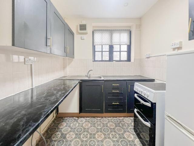Riverside Gardens,, W6