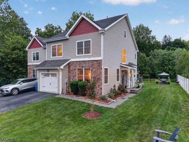 Riverside Dr, Clinton, Home For Sale