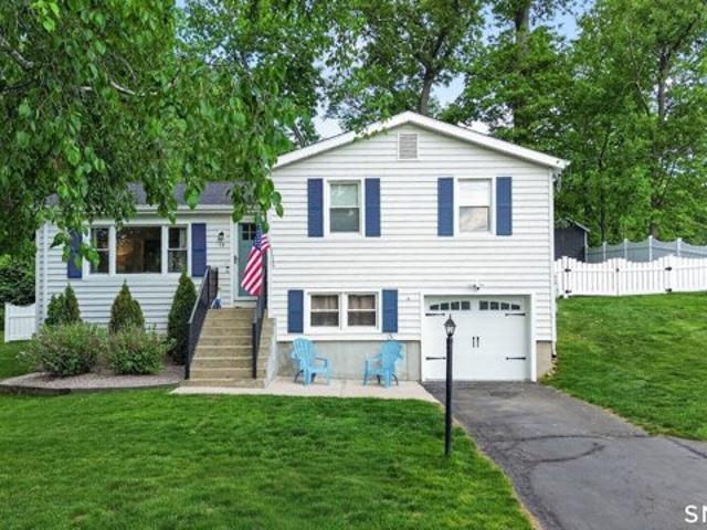 Riverside Dr, Branford, Home For Sale