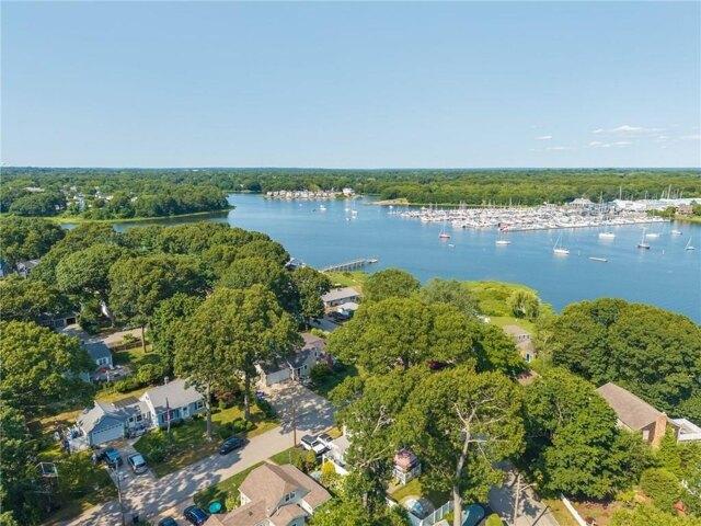 Riverside Dr, East Providence, Home For Sale