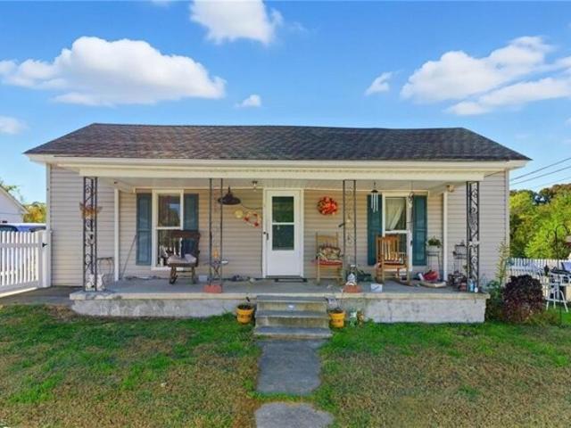 Riverside Dr, Eden, Home For Sale