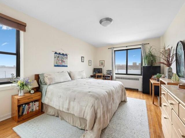 Riverside Dr W Unit L, Manhattan, Property For Sale