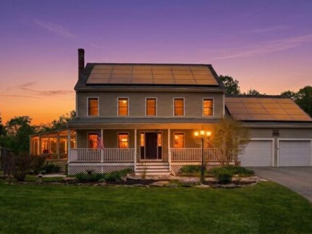 Riverside Dr, Thompson, Home For Sale