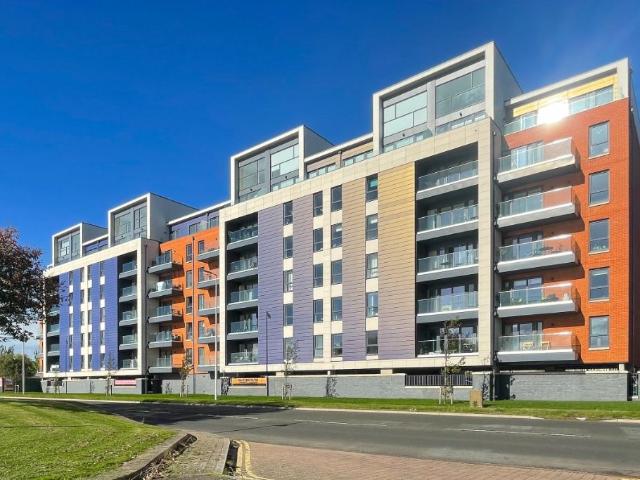 Riverside Drive, City Centre, Dundee DD1, 2 bed flat to rent, £1,450 pcm | PrimeLocation