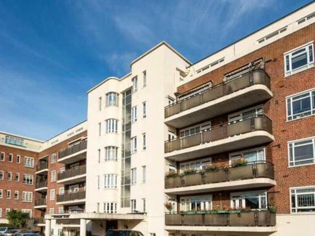 Riverside Drive, Golders Green Road, 4 Bedroom Penthouse