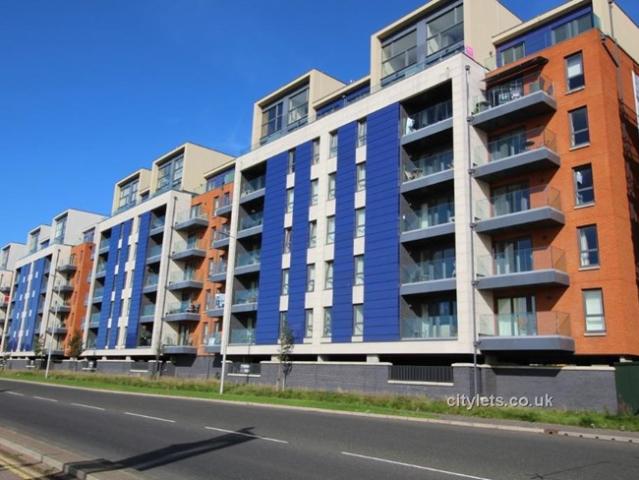 Riverside Drive, Dundee