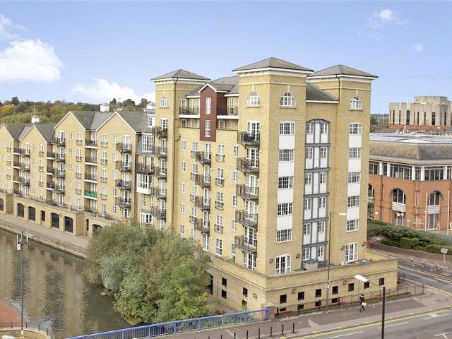 Riverside House, Fobney Street, Reading, Berkshire RG1, 2 bed flat to rent, £1,400 pcm | PrimeLocation