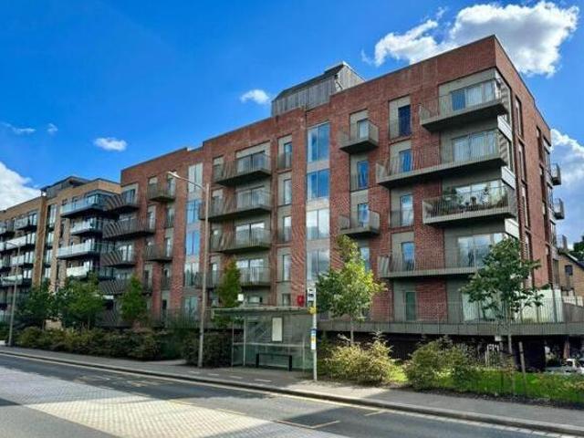 Riverside Park, Leacon Road, 1 Bedroom Flat