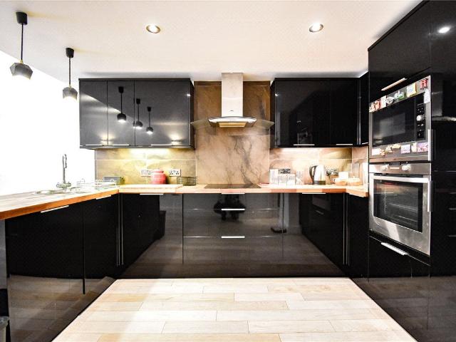 Riverside Place, Cambridge CB5, 1 bed flat to rent, £1,700 pcm | PrimeLocation