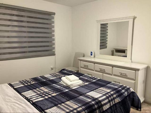 Riverside Quiet Home Rental