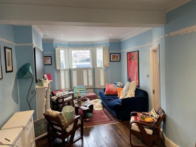 Riverside room in SW London
