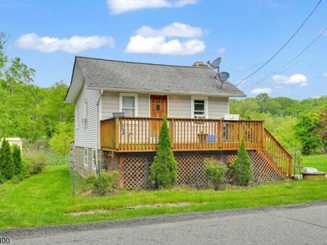 Riverside Rd, West Milford, Home For Sale