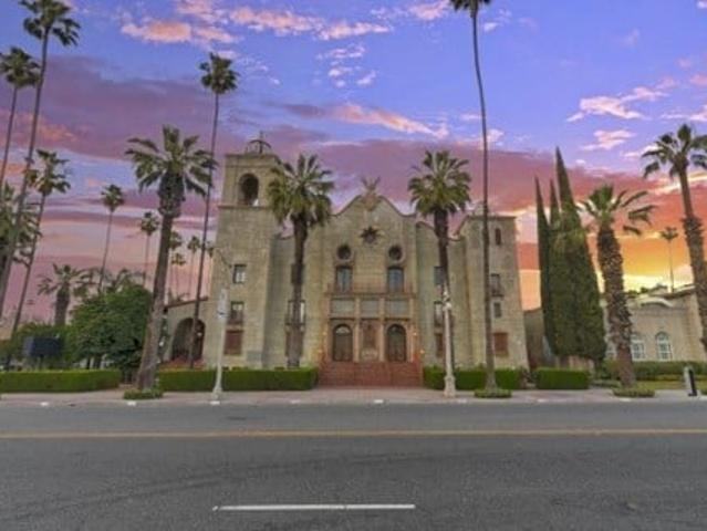Riverside Townhouse Apartments 2 Bedrooms, 1 Bathroom